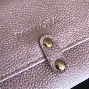 Pandora | Storage & Organization | Pandora Trifold Jewelry Case W Gold ...